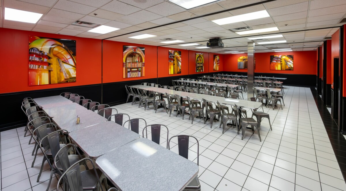 Hours and Pricing - Conroe's Incredible Pizza + Fun